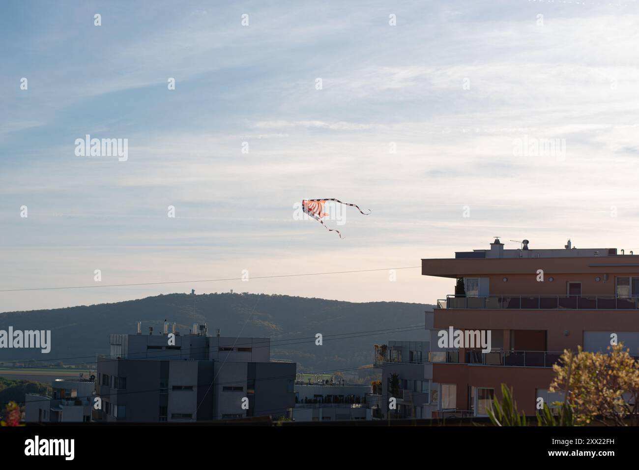 Flying orange hi-res stock photography and images - Alamy