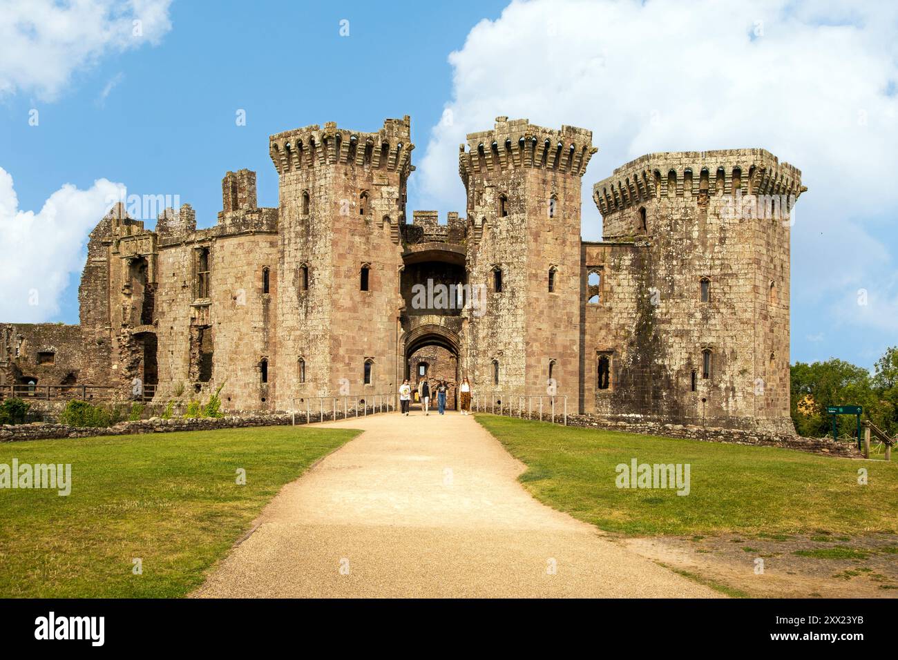 Castle hi-res stock photography and images - Alamy