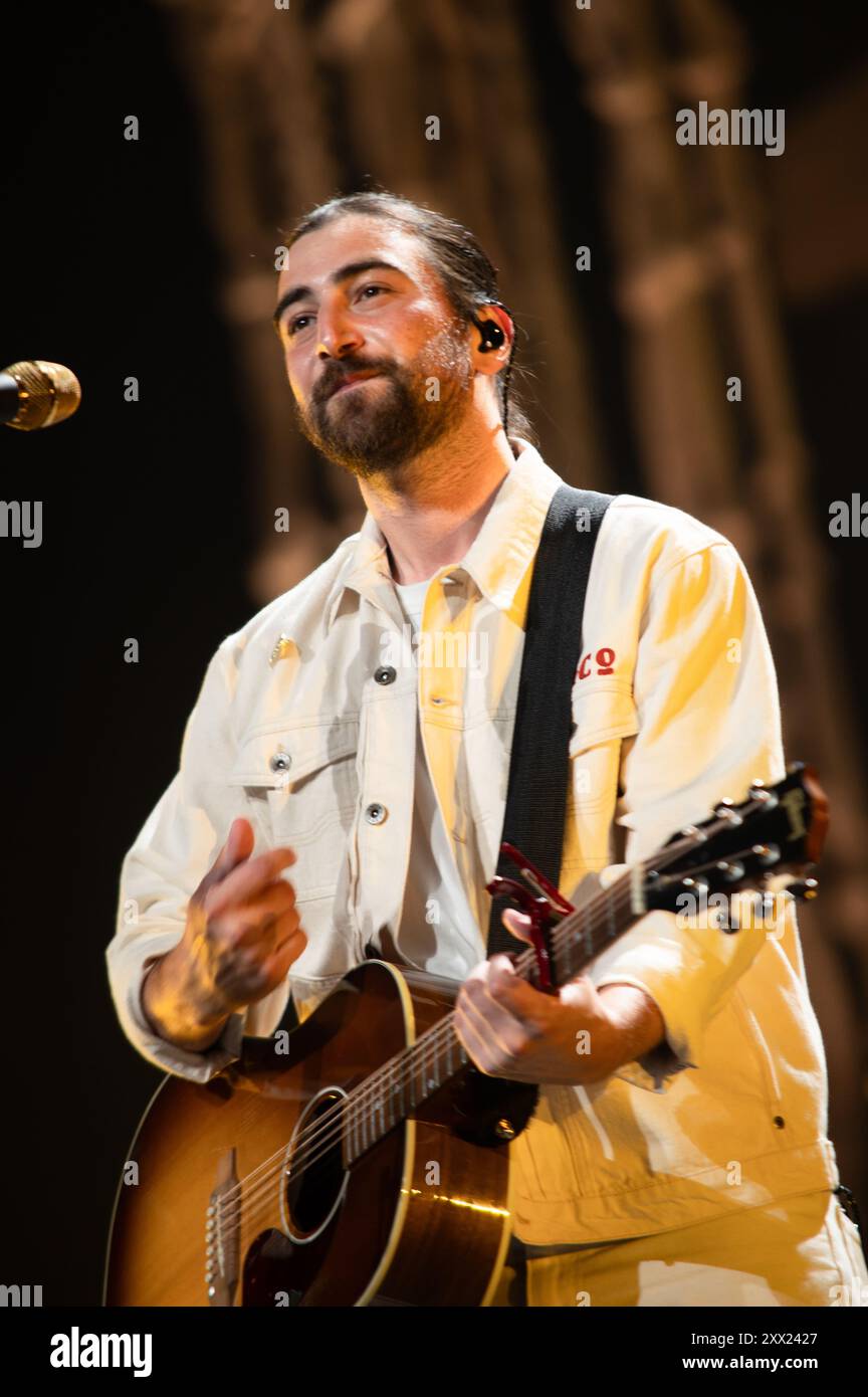 London, United Kingdom. 21th August 2024. Noah Kahan performs the first ...