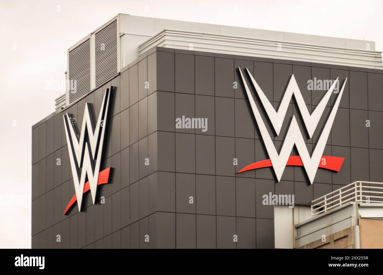 Wwe business logo hi-res stock photography and images - Alamy