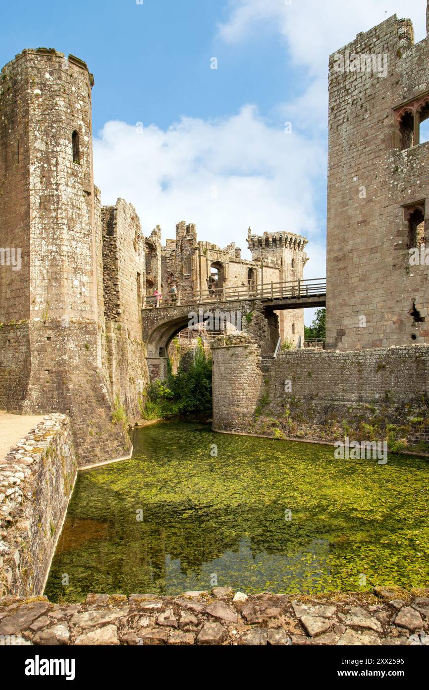 Castle hi-res stock photography and images - Alamy