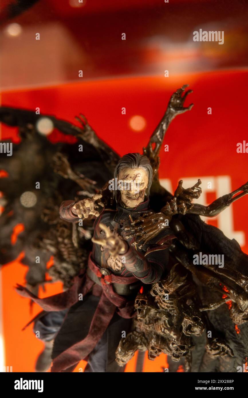 Dr strange comic book hi-res stock photography and images - Alamy