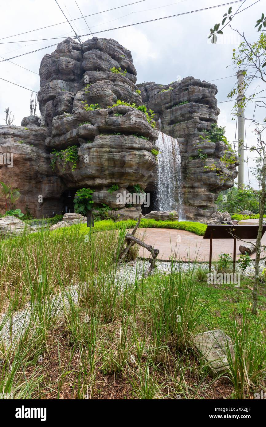 Man made waterfall hi-res stock photography and images - Alamy