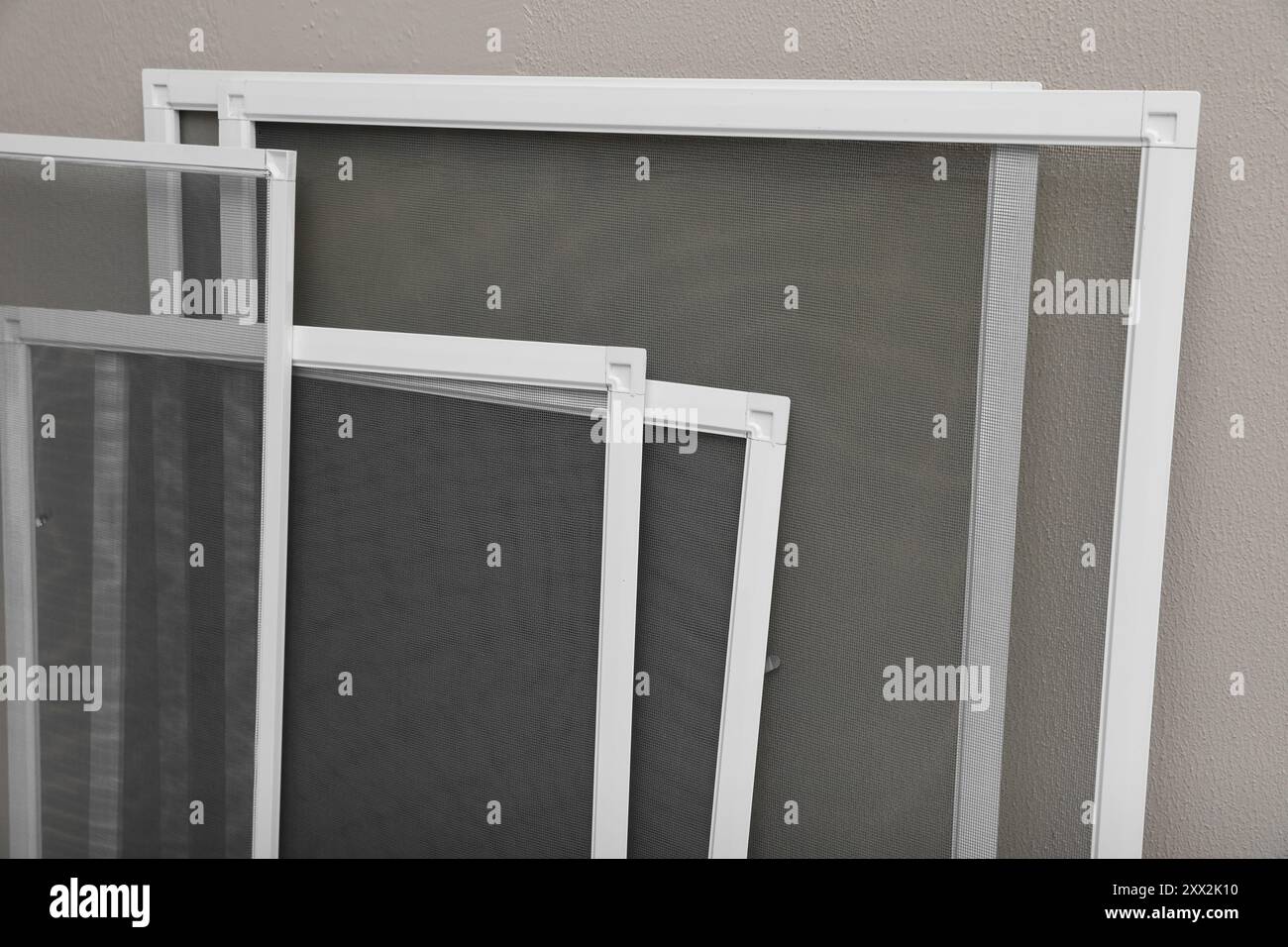 Fly screens at home hi-res stock photography and images - Alamy