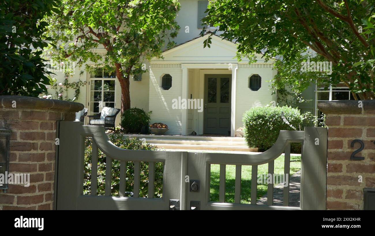 Santa Monica, California, USA 19th August 2024 Author/Screenwriter ...