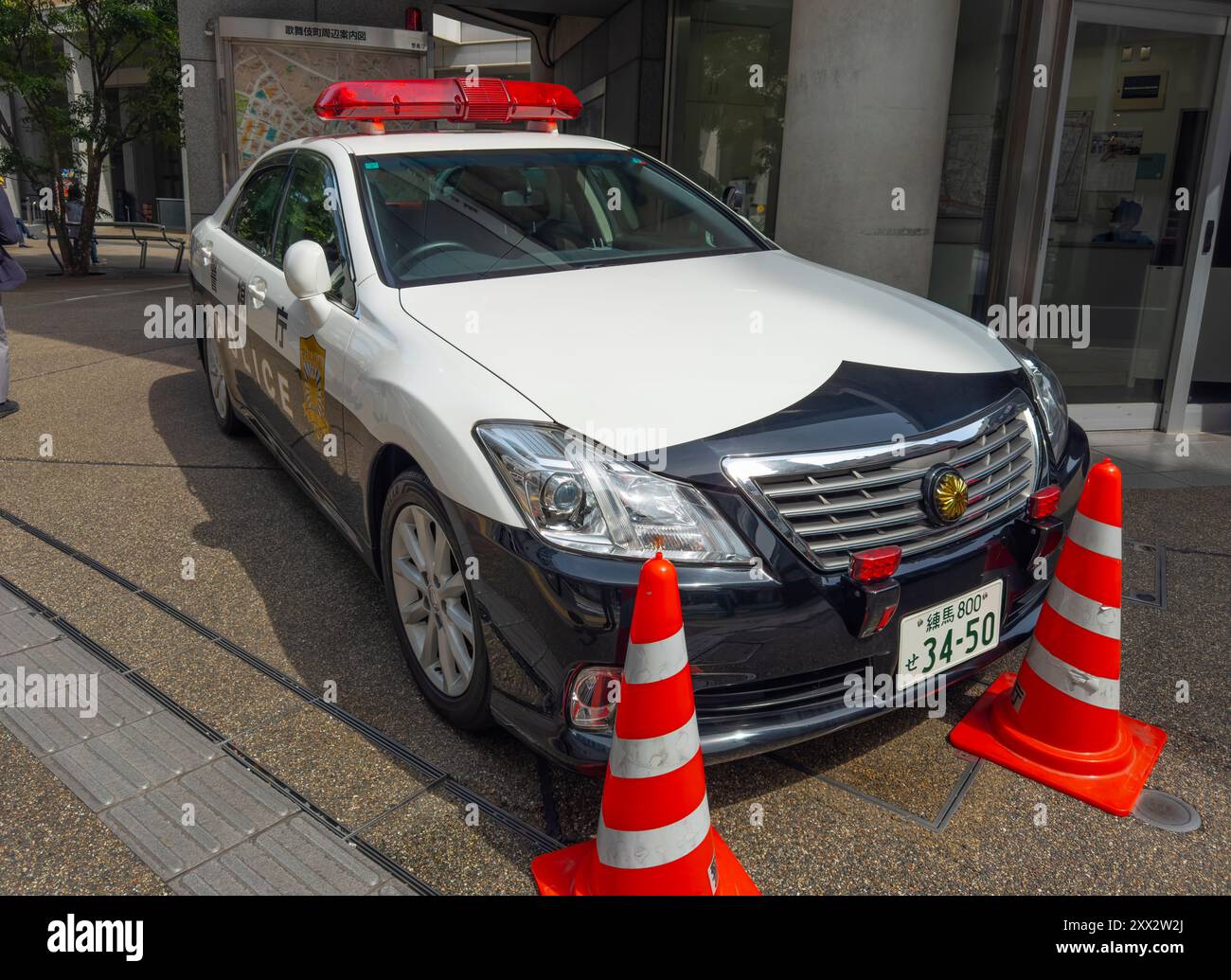 Kabukicho police box hi-res stock photography and images - Alamy