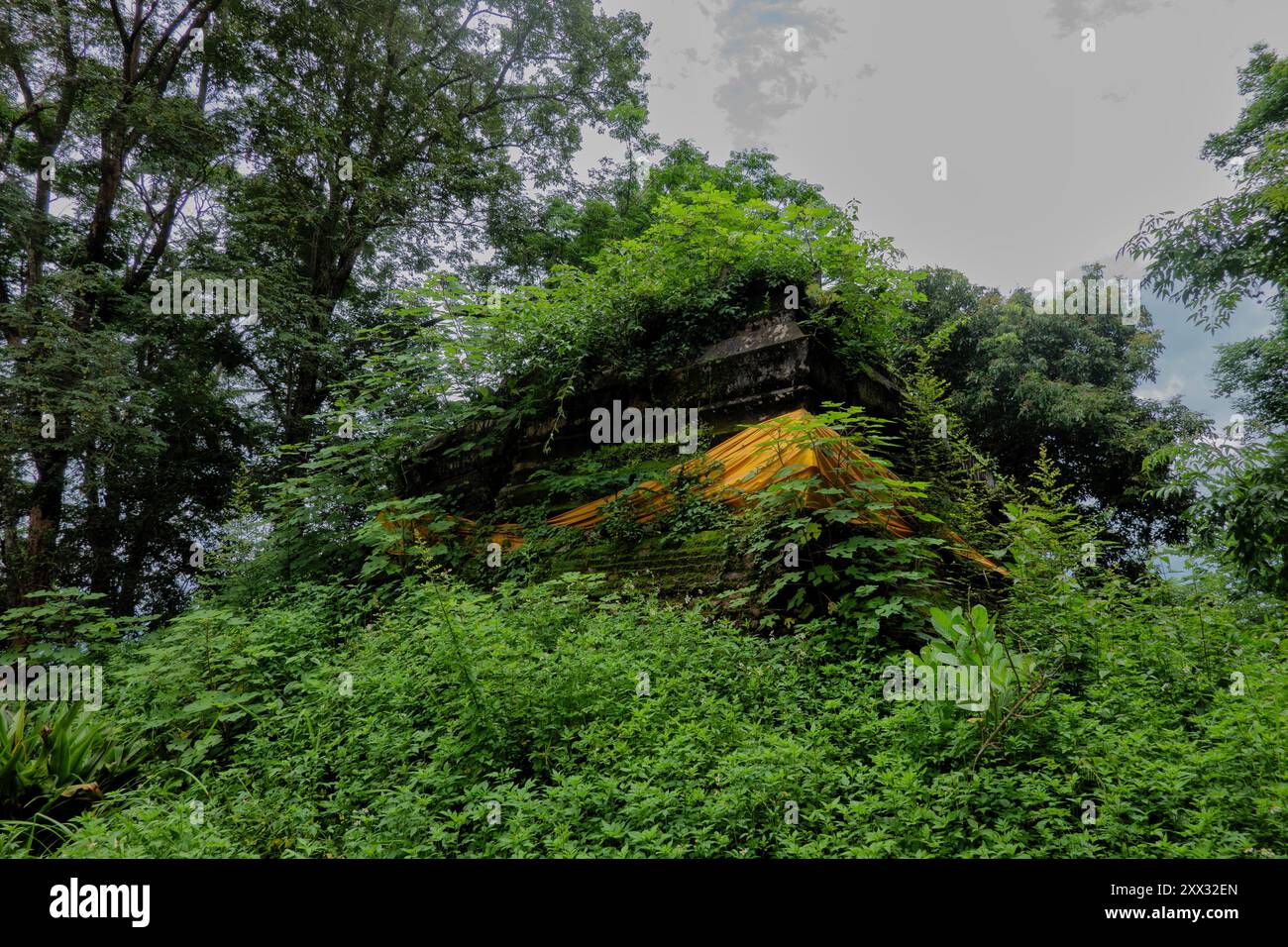 The ruins of Phum Phuk temple, Luang Namtha, Laos Stock Photo - Alamy