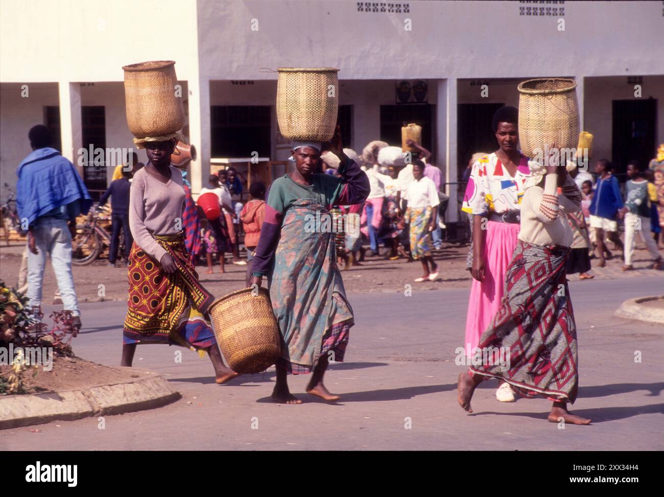Street scene at Ruengheri town, Rwanda Stock Photo - Alamy