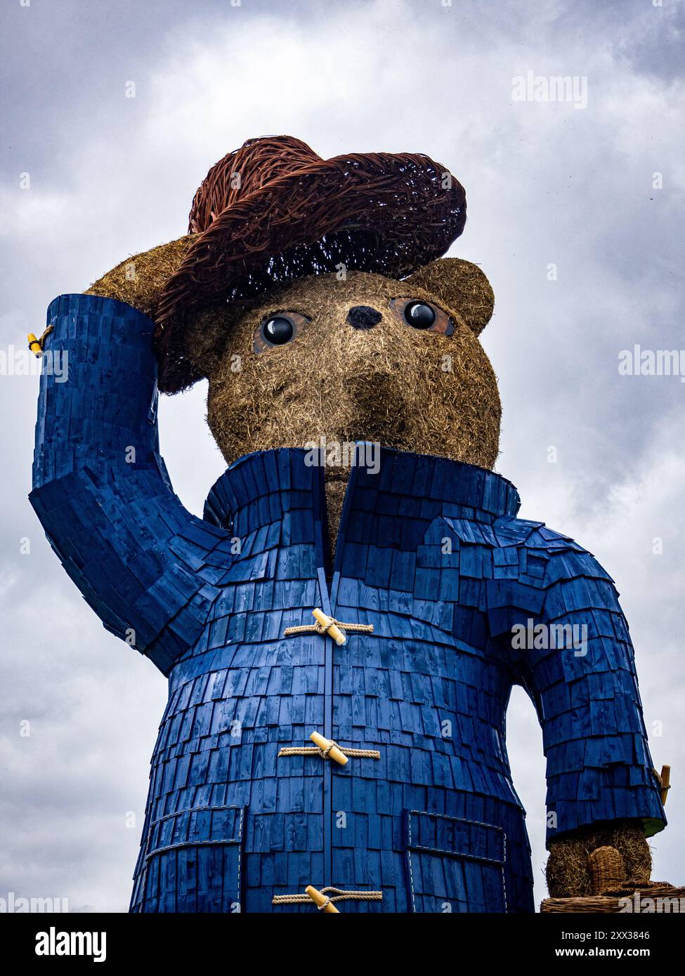 Paddington Bear, 50ft tall designed by Mike Harper from Harbrook ...