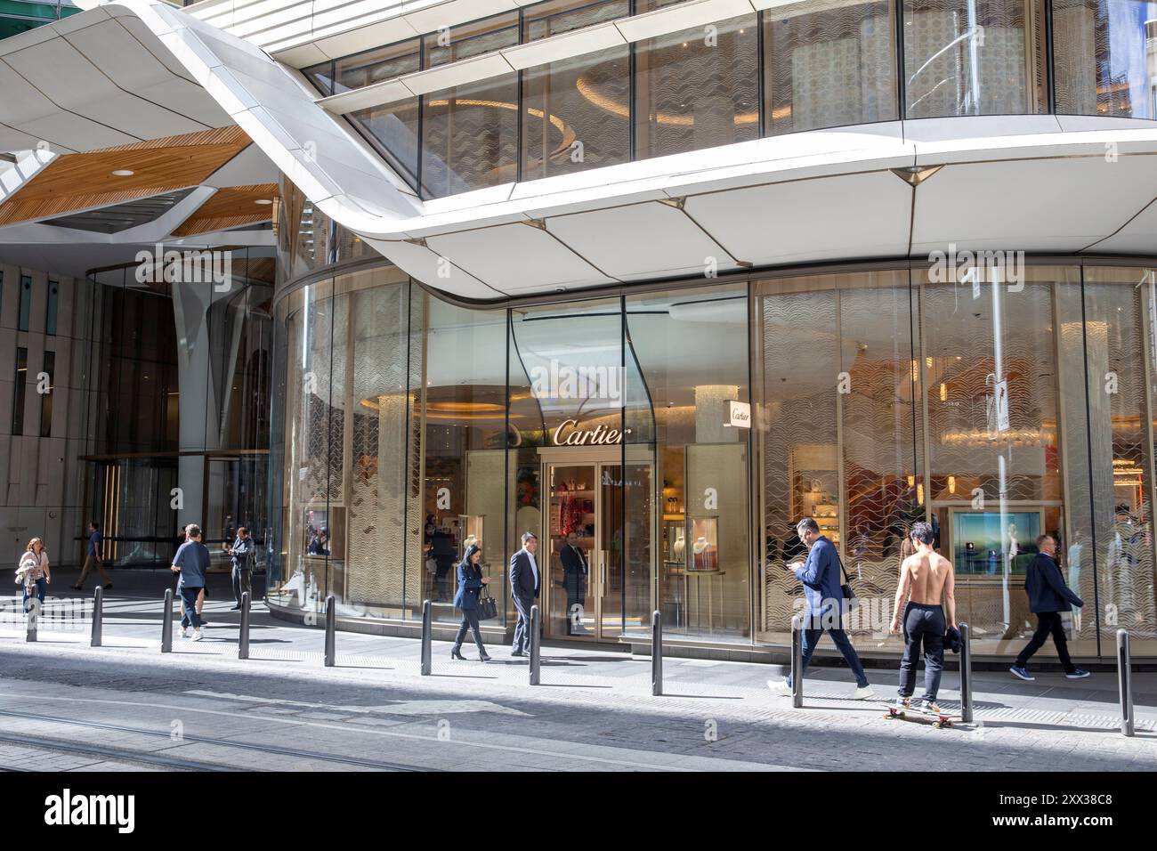 Cartier luxury shop hi-res stock photography and images - Alamy