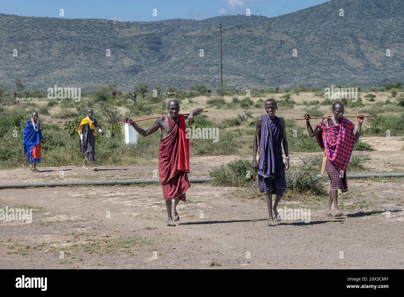 Maasai going to market in local village, Engaruka, Arusha, Tanzania ...