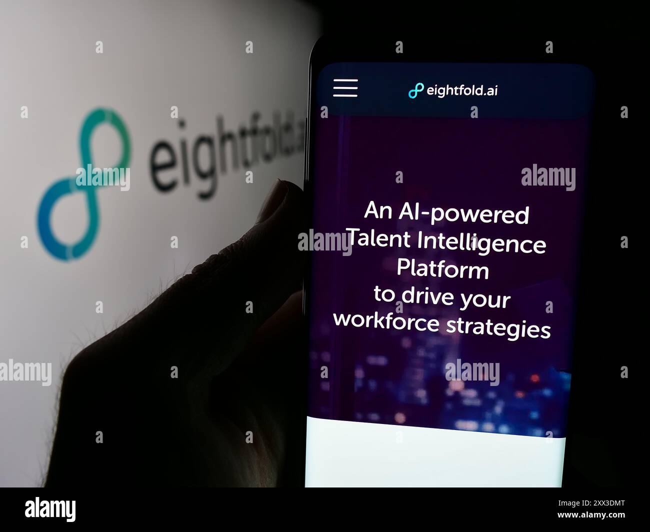Eightfold ai logo hi-res stock photography and images - Alamy