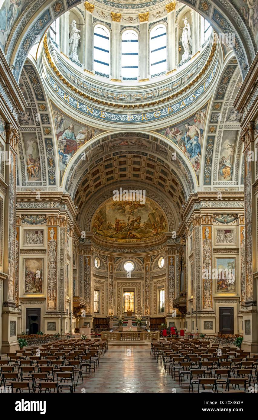 Basilica di sant'andrea mantova hi-res stock photography and images - Alamy