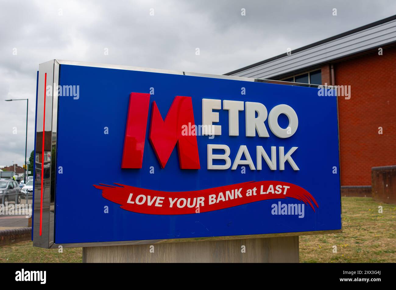 Slough, Berkshire, UK. 14th August, 2024. A Metro Bank Drive Thru in ...