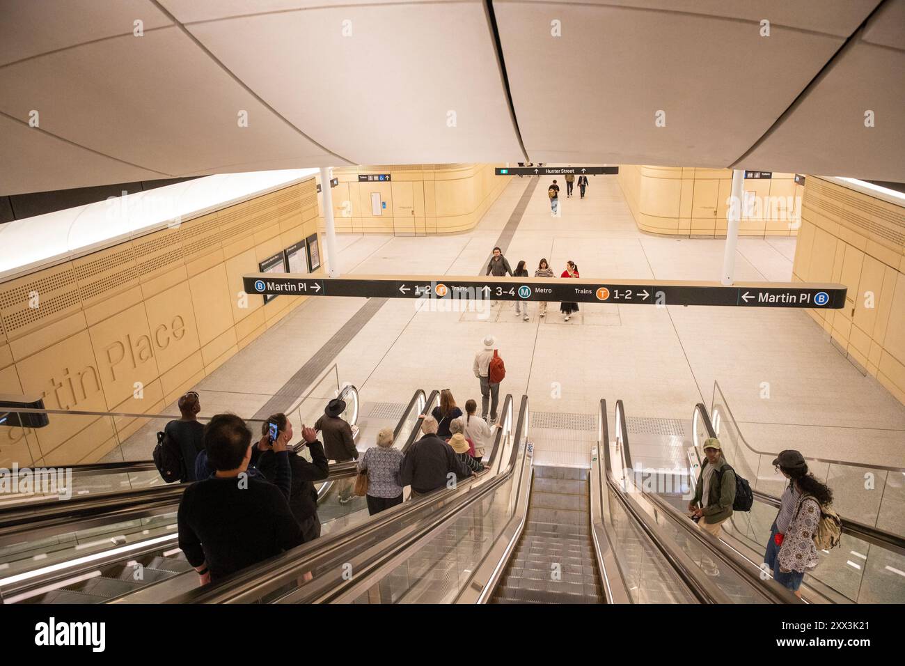 Sydney metro city and sydenham hi-res stock photography and images - Alamy