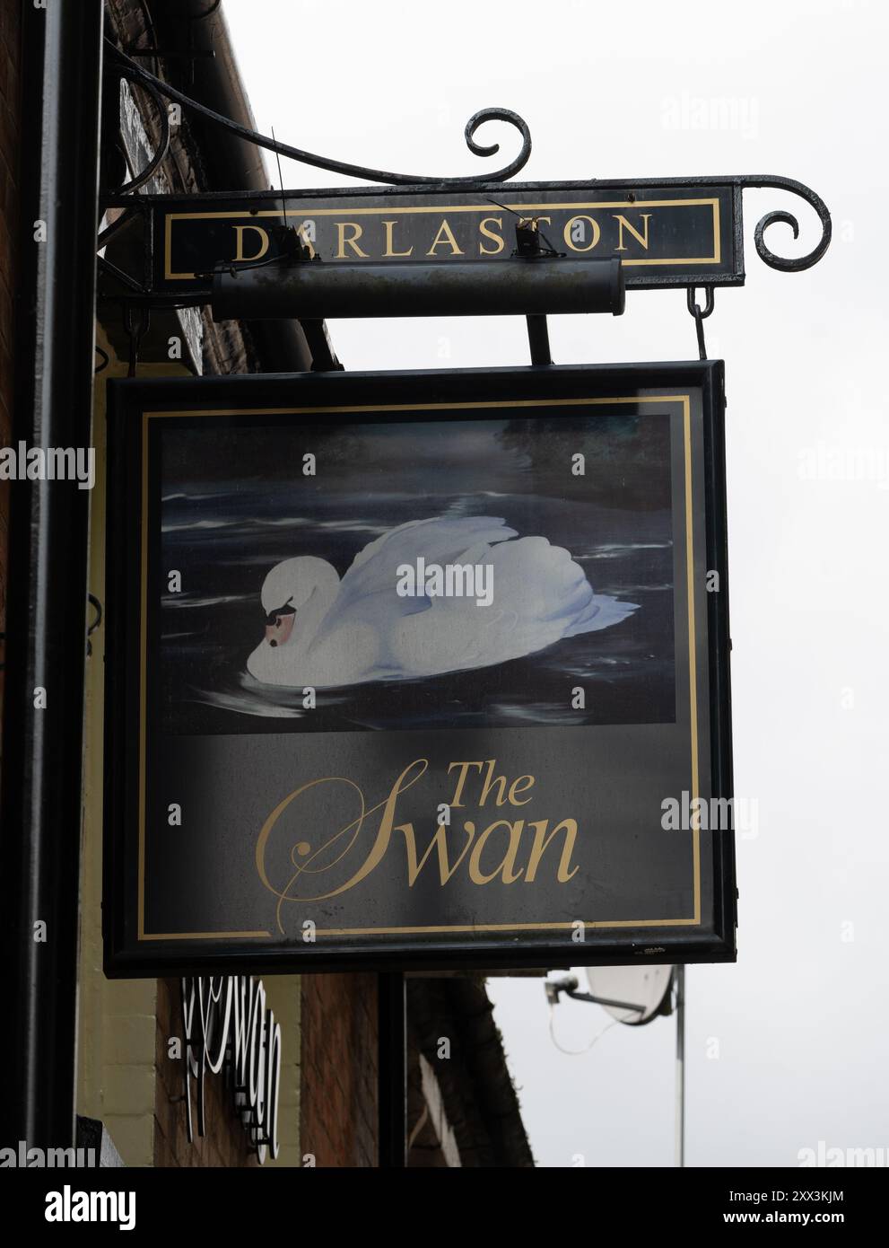 The Swan pub sign, Darlaston, West Midlands, England, UK Stock Photo ...
