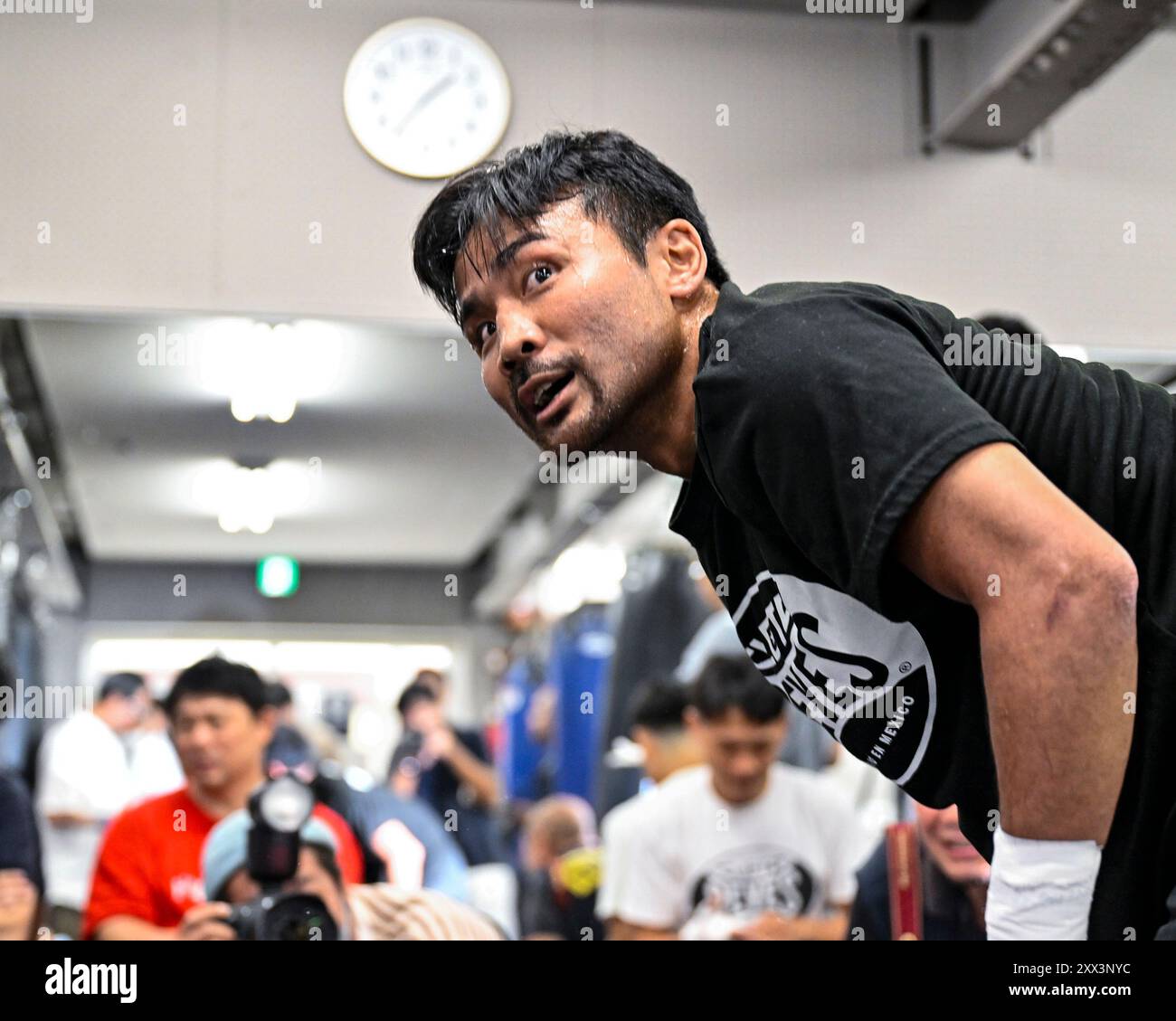 Tokyo, Japan. 19th Aug, 2024. Japan's Daigo Higa during a public workout at Shisei Boxing Gym in ...