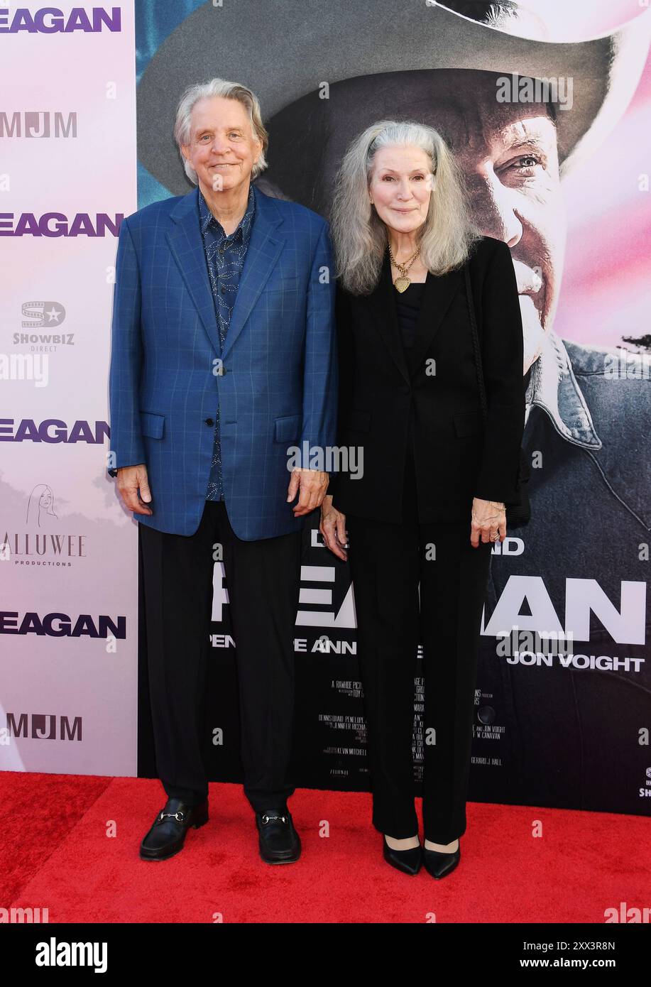 HOLLYWOOD, CALIFORNIA - AUGUST 20: (L-R) Mike Curb and Linda Curb ...