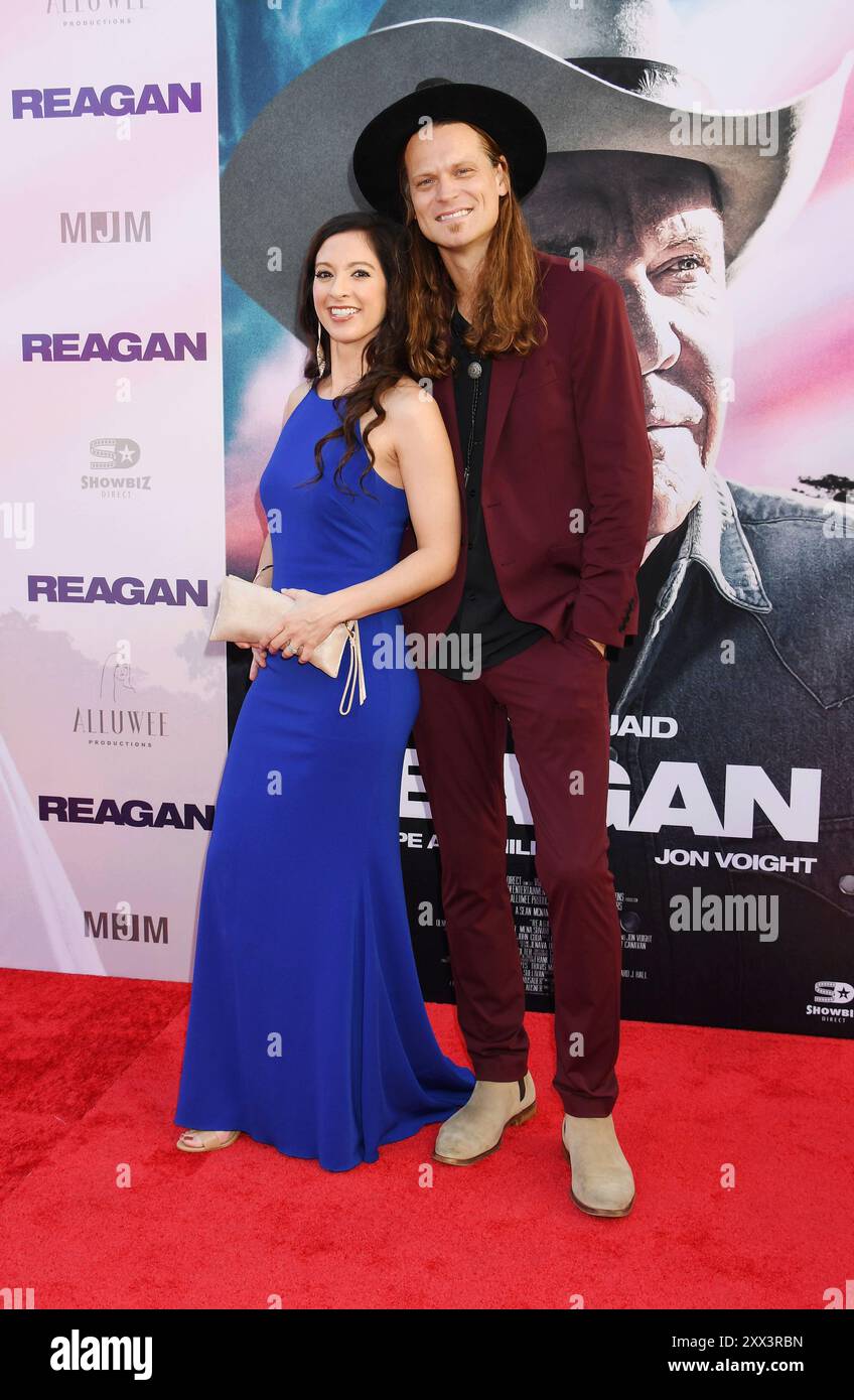 HOLLYWOOD, CALIFORNIA - AUGUST 20: (L-R) Maggie McClure and Shane Henry ...