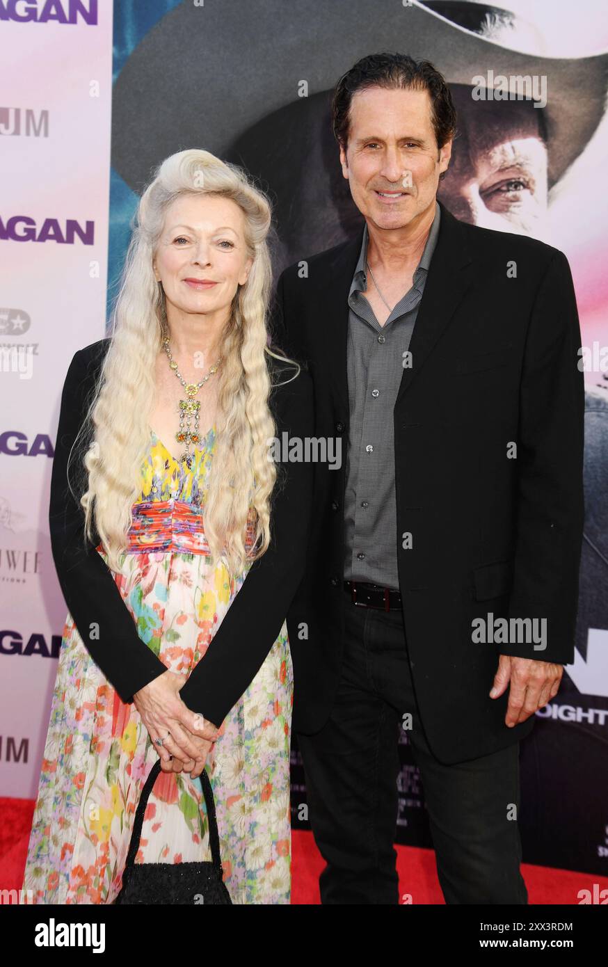 HOLLYWOOD, CALIFORNIA - AUGUST 20: (L-R) Frances Fisher and David Sobel ...