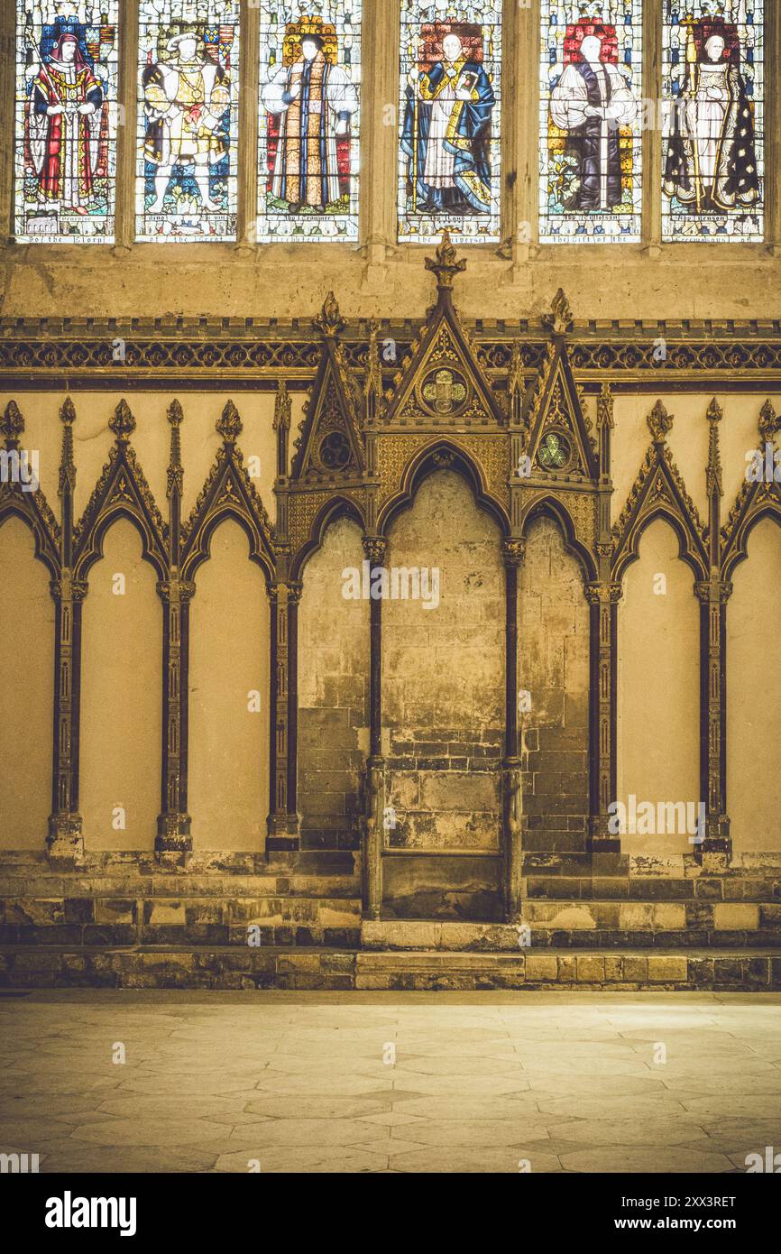 Stained glass windows in the Chapter House at Canterbury Cathedral ...