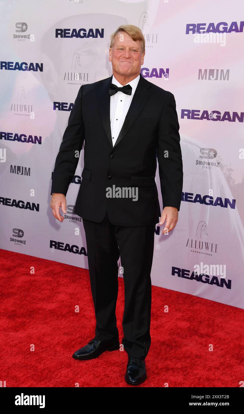 HOLLYWOOD, CALIFORNIA - AUGUST 20: Howard Klausner attends the Los ...