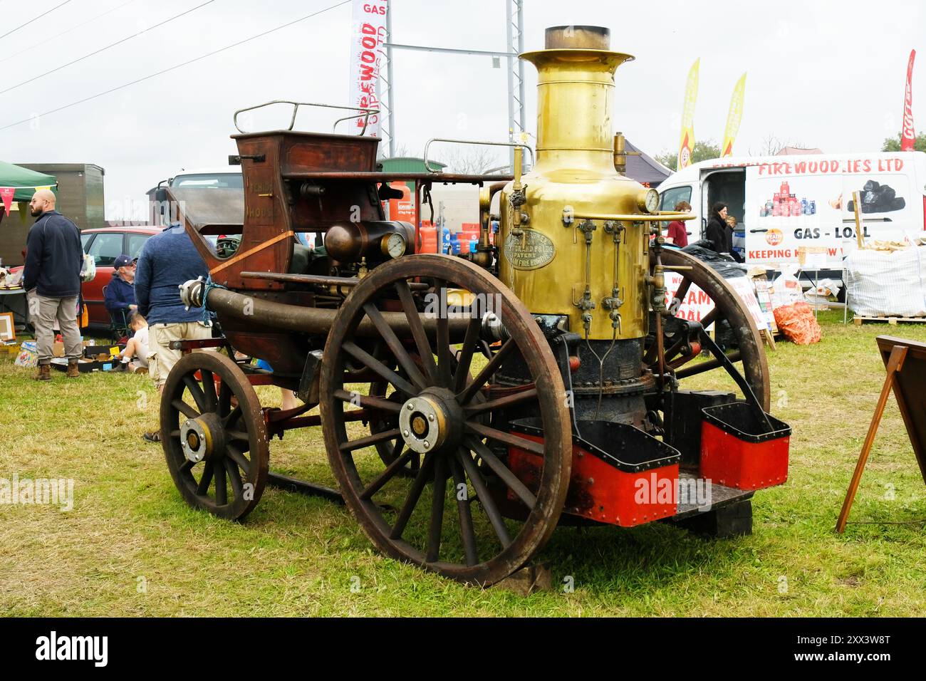 Image of old steam traction engine hi-res stock photography and images ...