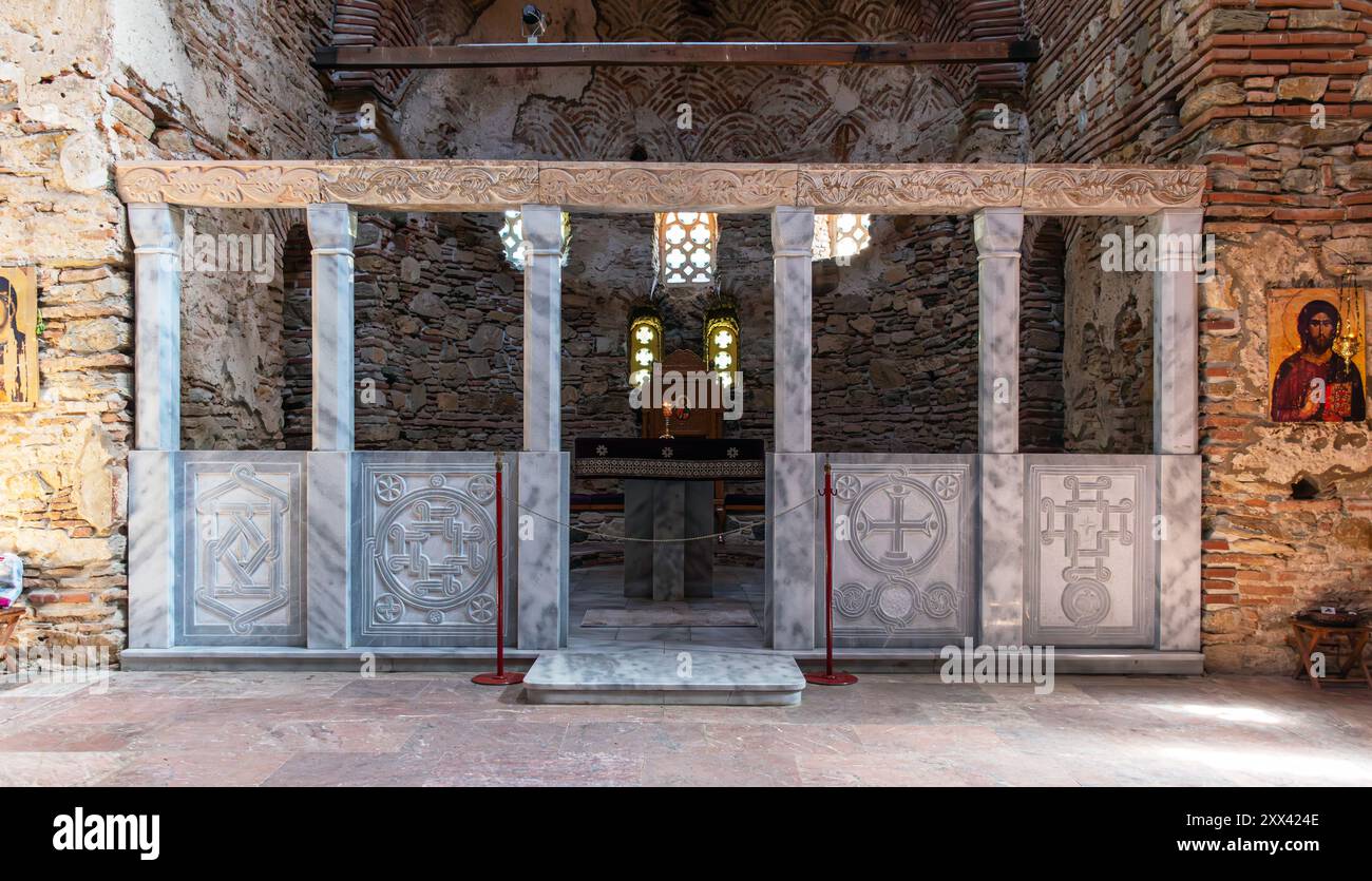 Byzantine architecture interior hi-res stock photography and images - Alamy