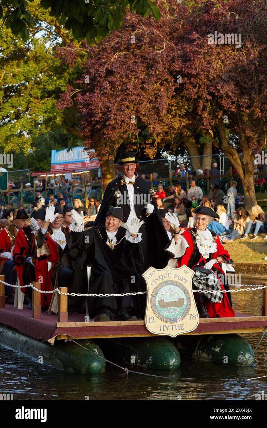 Mayors from the Cinque Ports lead the floating parade at the Hythe ...