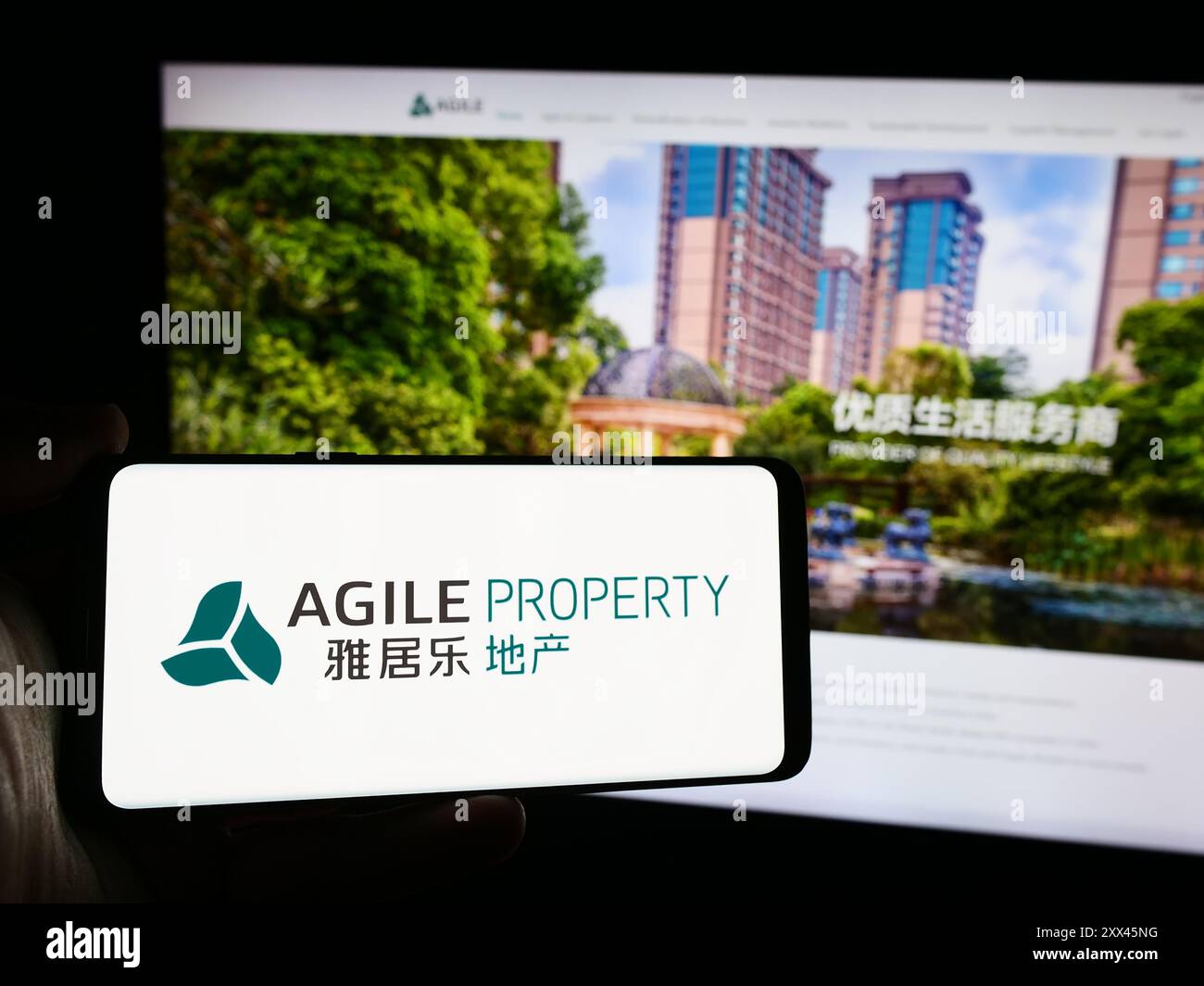 Agile property logo hi-res stock photography and images - Alamy