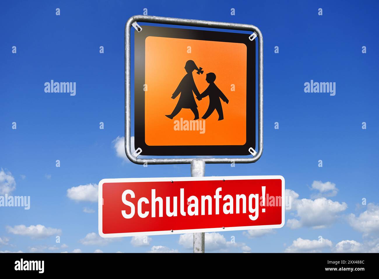 FOTOMONTAGE, Schild mit Schulkinder-Symbol und Schild mit Aufschrift ...