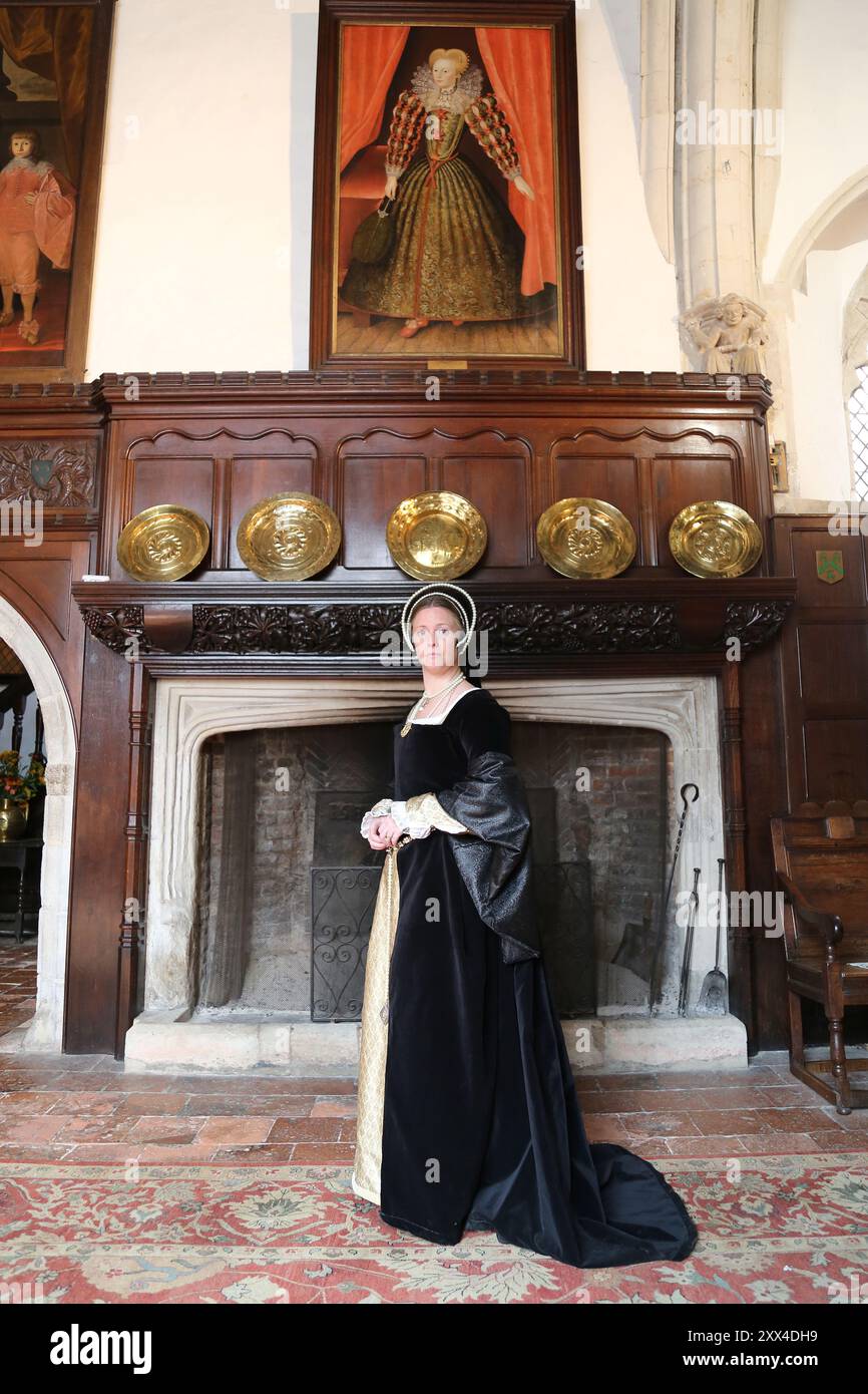 Historical interpreter (Samantha Stott) as Anne Boleyn, Ightham Mote ...