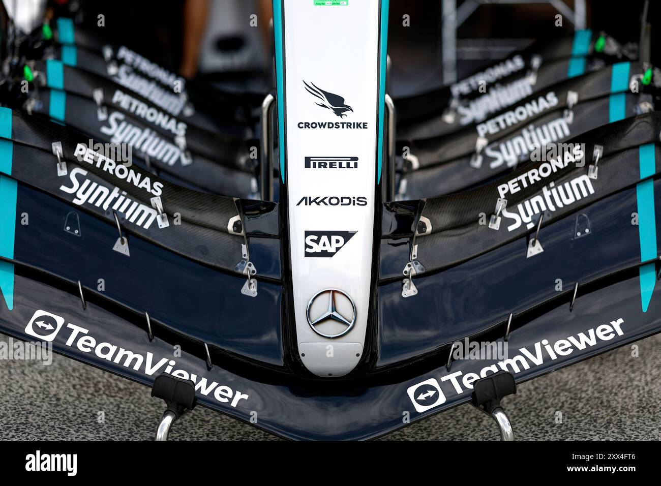 Mercedes f1 front wing 2024 hi-res stock photography and images - Alamy