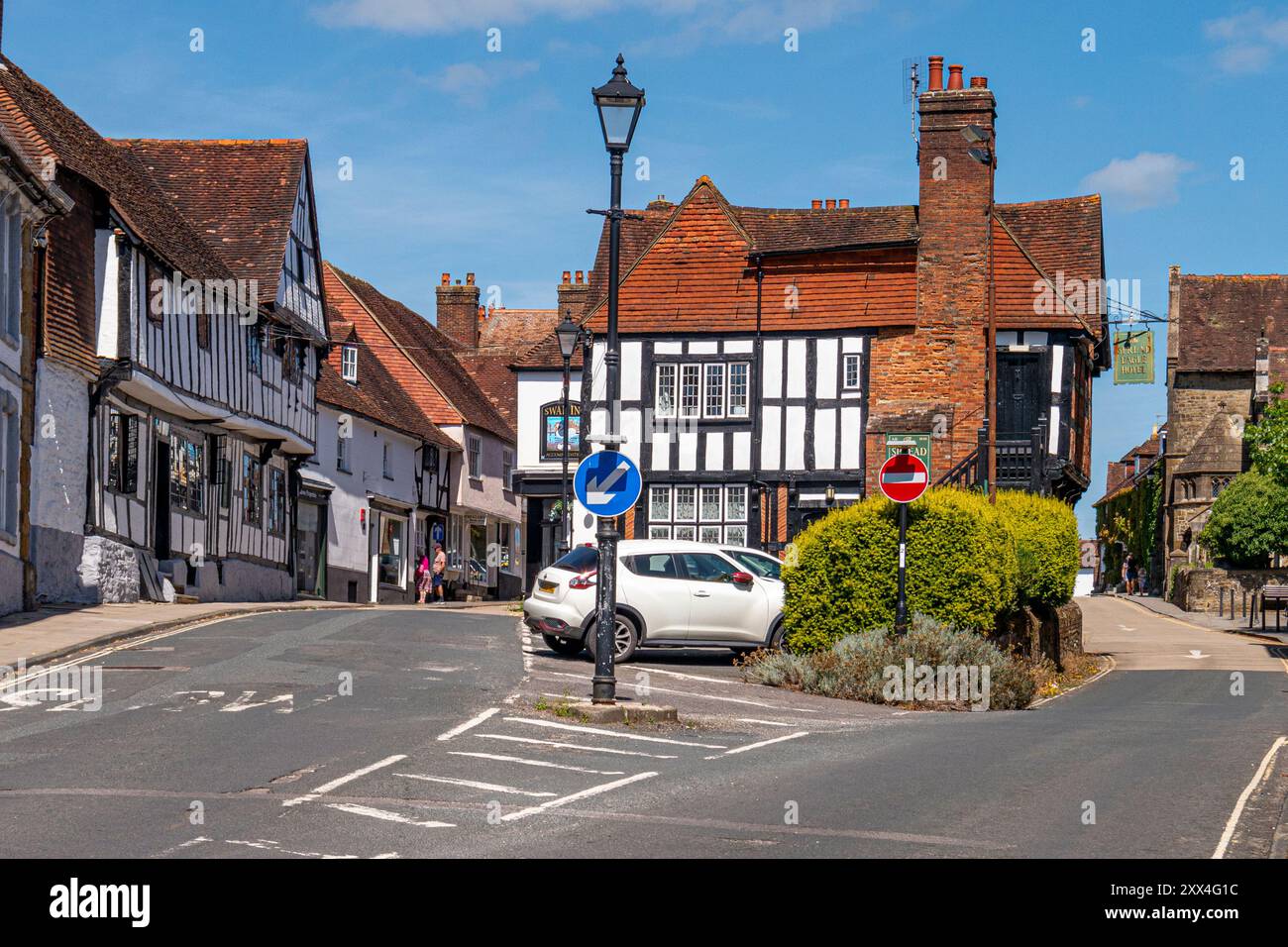 The historic and senic Spread Eagle Hotel, Midhurst, West Sussex, UK ...