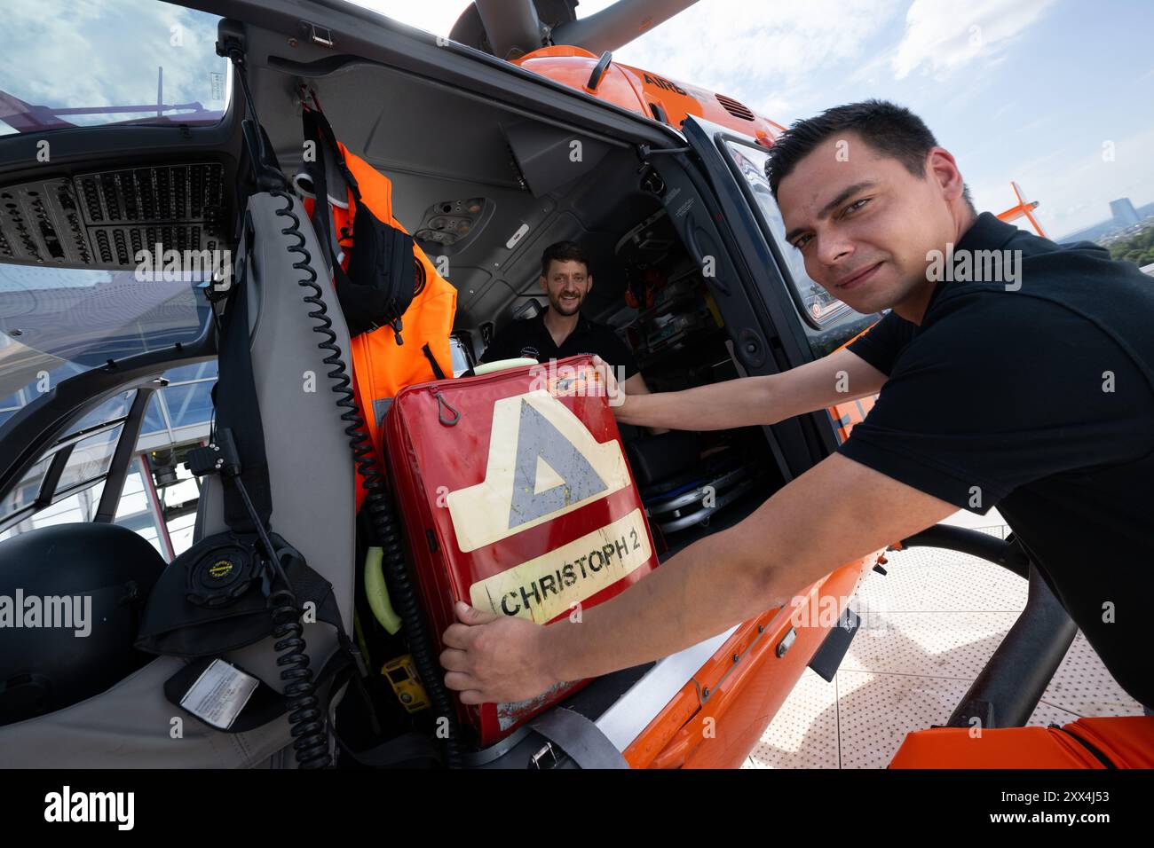 Helicopter supply chain hi-res stock photography and images - Alamy