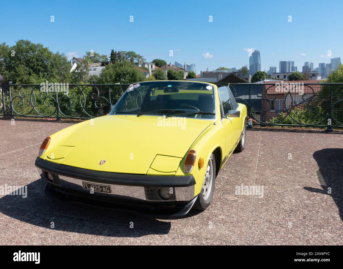 Yellow Porsche 914 2.0 car at the Old Timer Rally at Mont Valerien ...