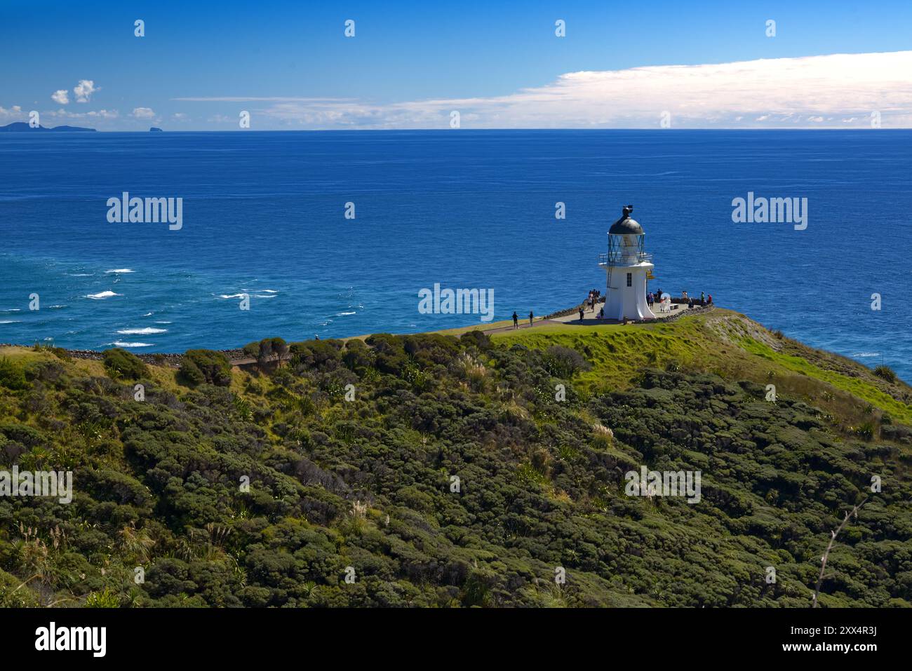 Cape Reinga lighthouse on the far north tip of North Island, New ...