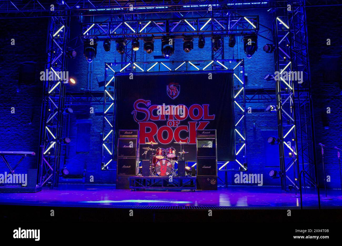 full stage setting for SCHOOL OF ROCK The Musical at the New London ...