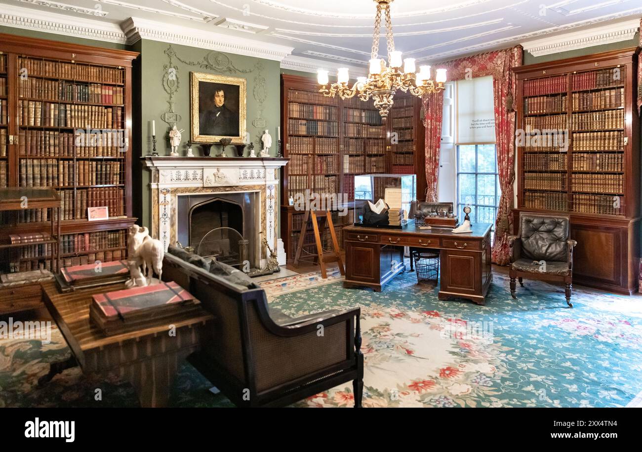 The Library, Hughenden, High Wycombe, UK Stock Photo - Alamy