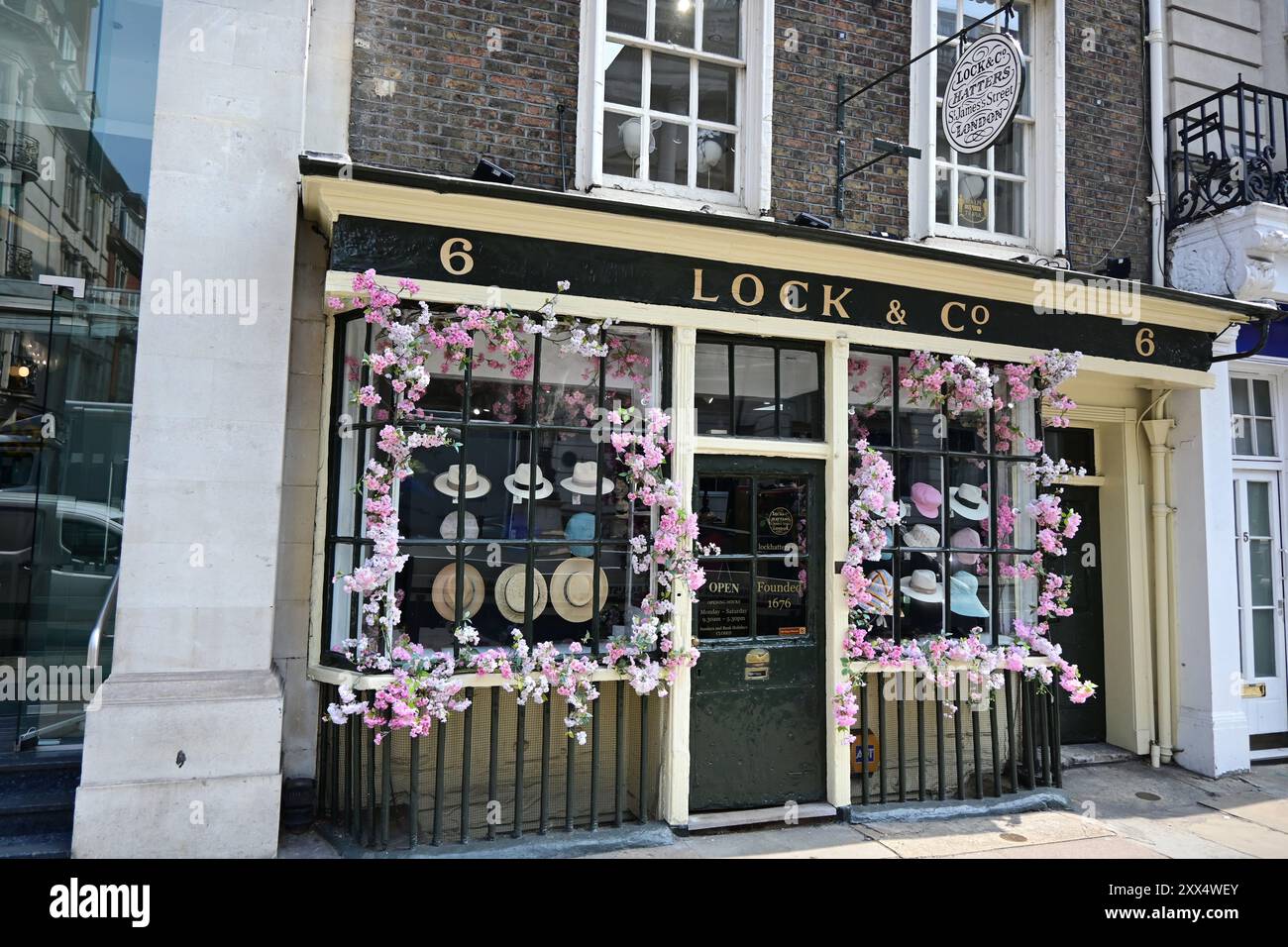 Lock & Co Hatters, St James's Street, London Stock Photo - Alamy