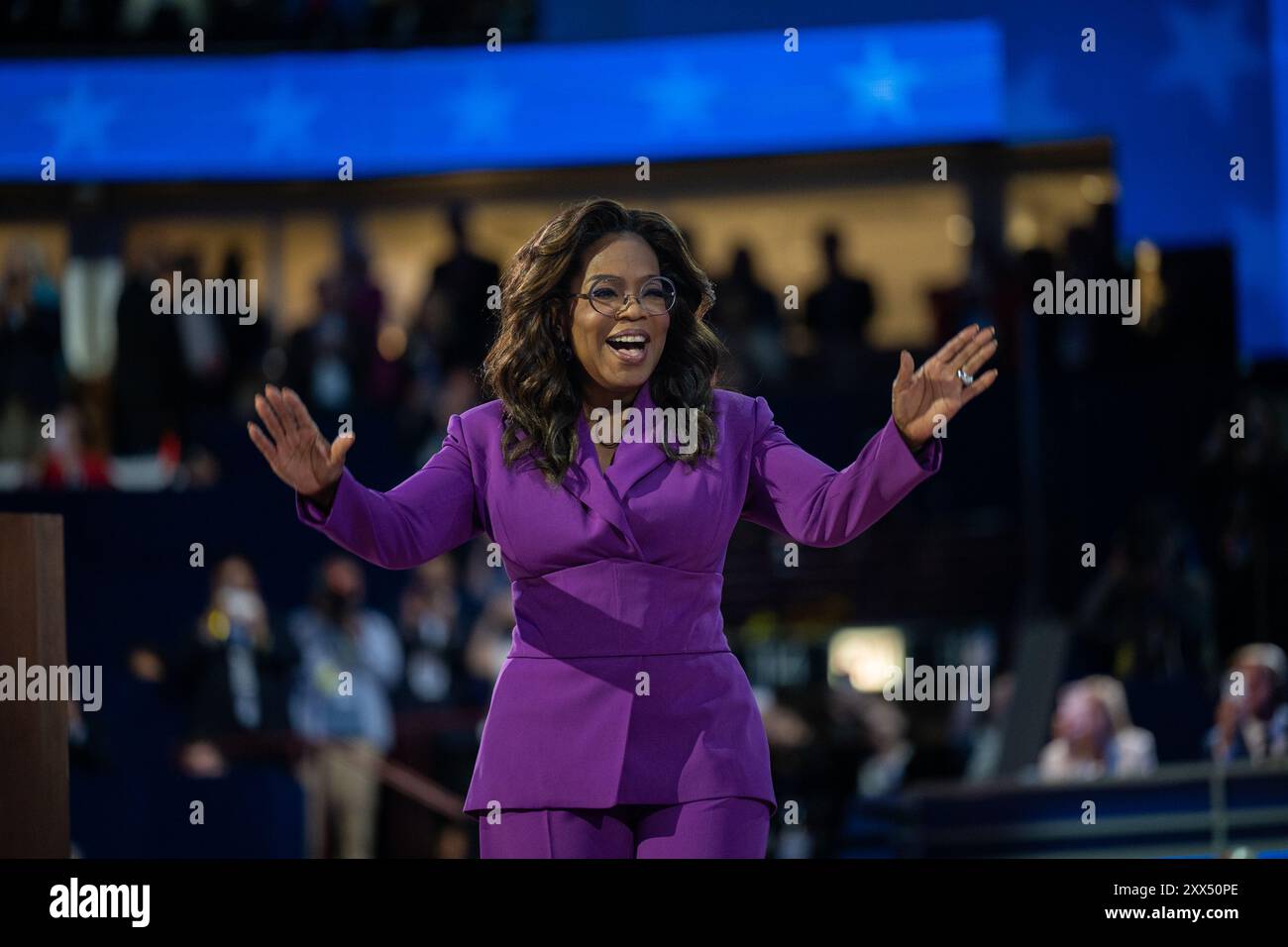 Oprah Winfrey speaks at the 2024 Democratic National Convention in ...
