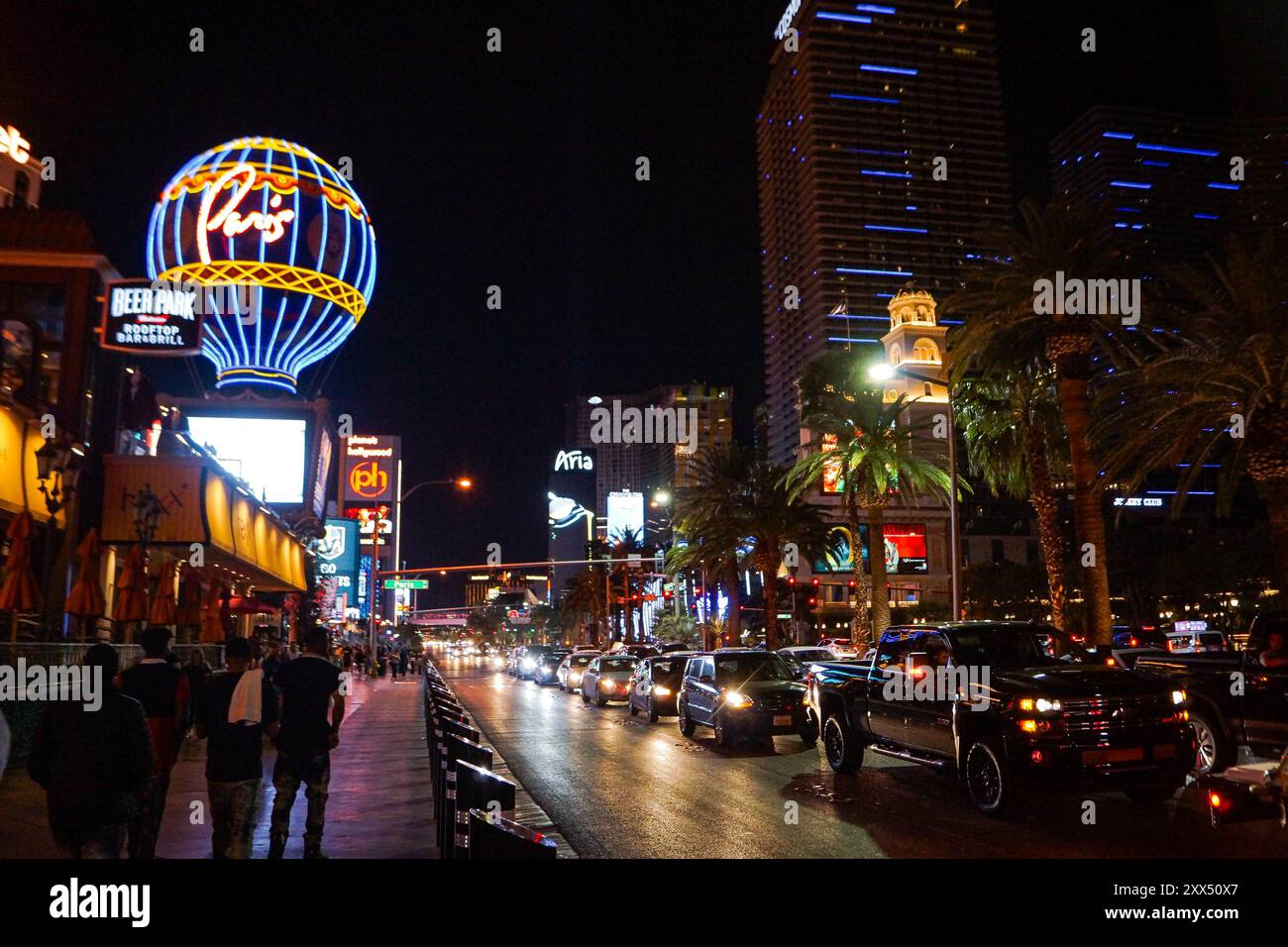 The colorful night photo of Las Vegas Strip with Paris Las Vegas hotel ...