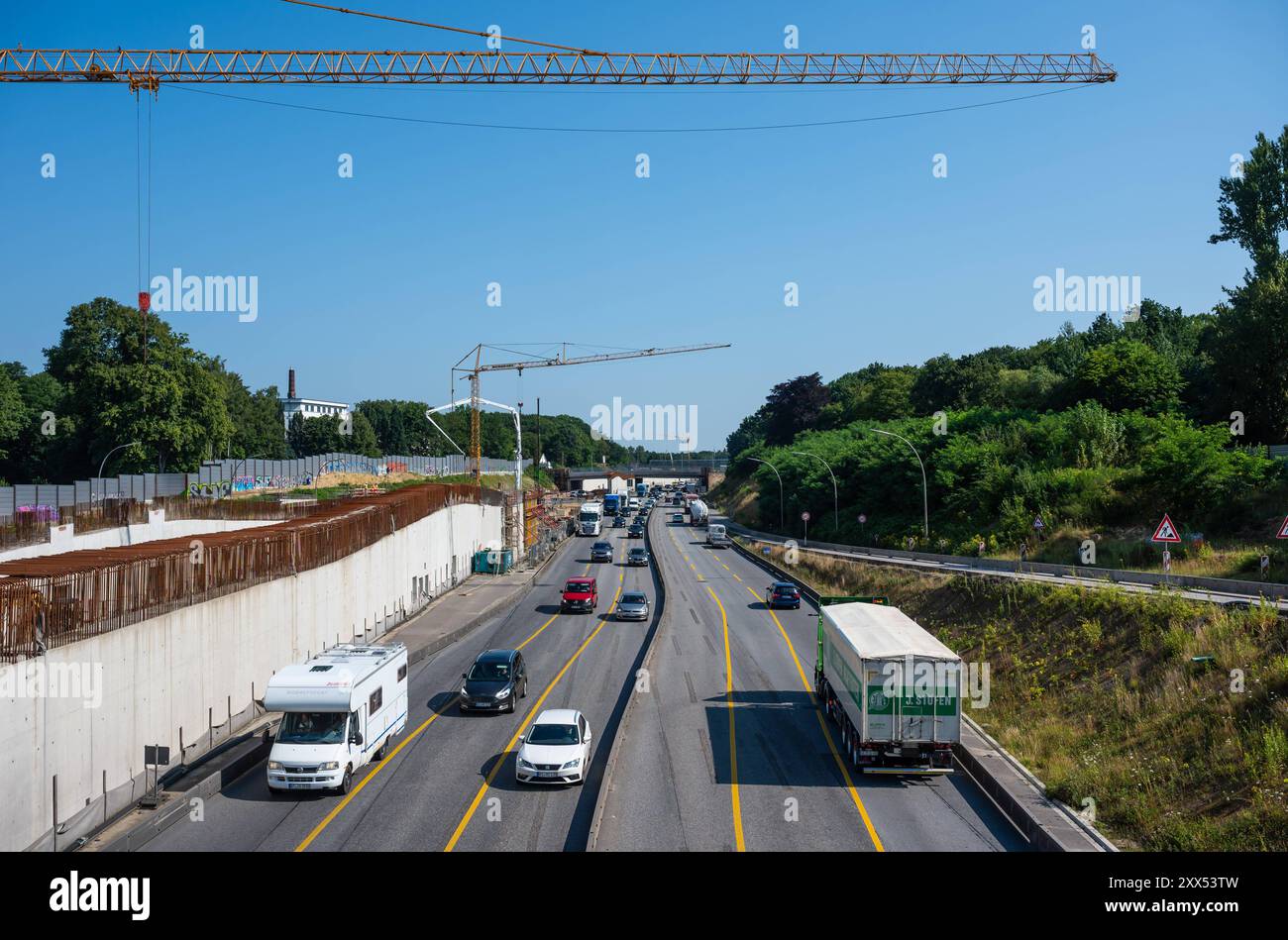 Hamburg, Germany, July 19, 2024 - Construction works at the A7 highway ...