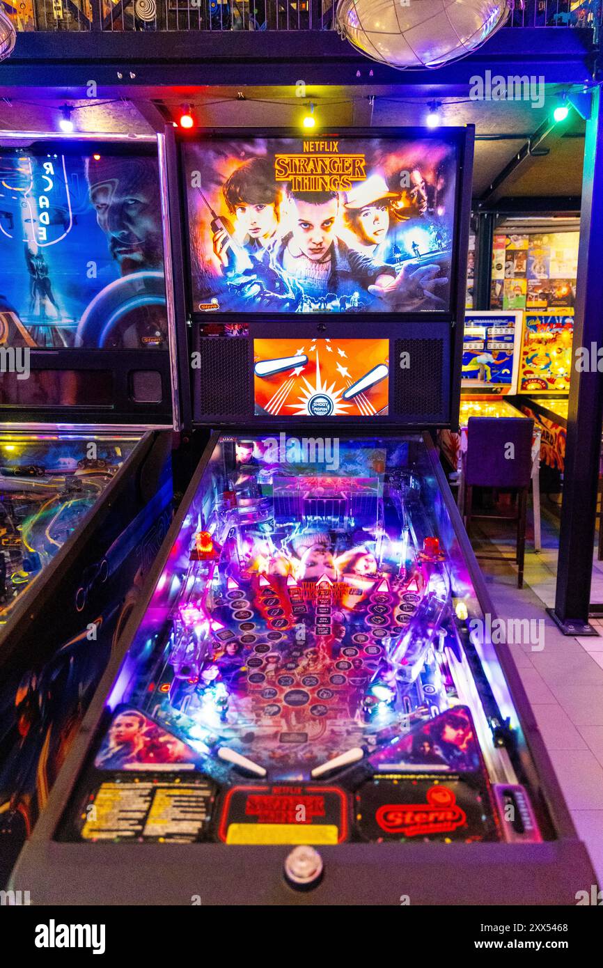 Stranger Things pinball machine at Interactive Museum of Pinball ...