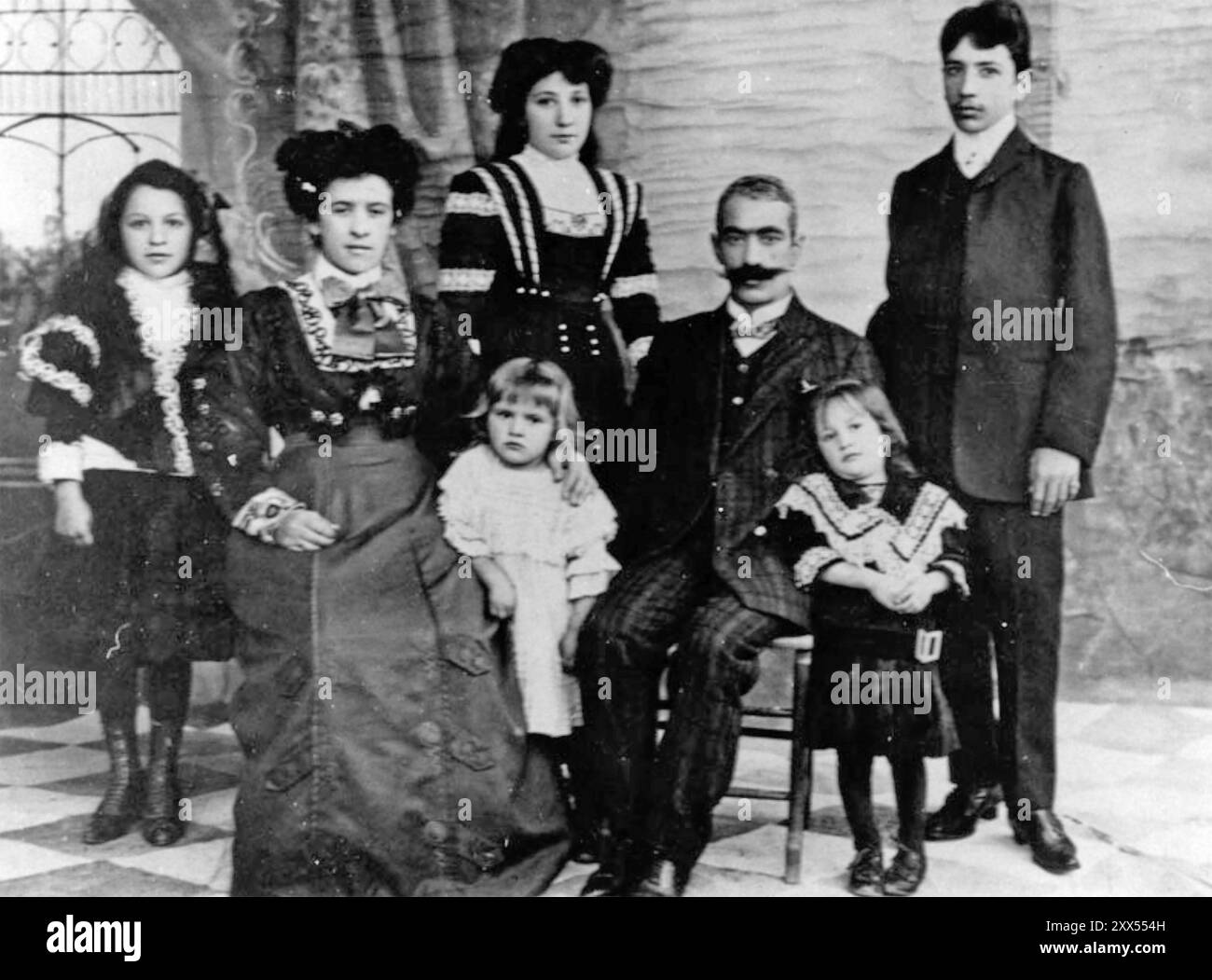 ARMENIAN immigrant family- the Gazarians - in Boston, Massachusetts, in ...
