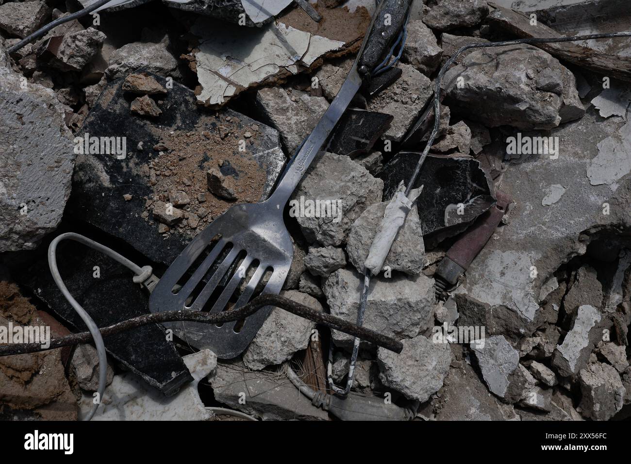 Hanaway, Lebanon. 21st Aug, 2024. General view of kitchen utensils near ...