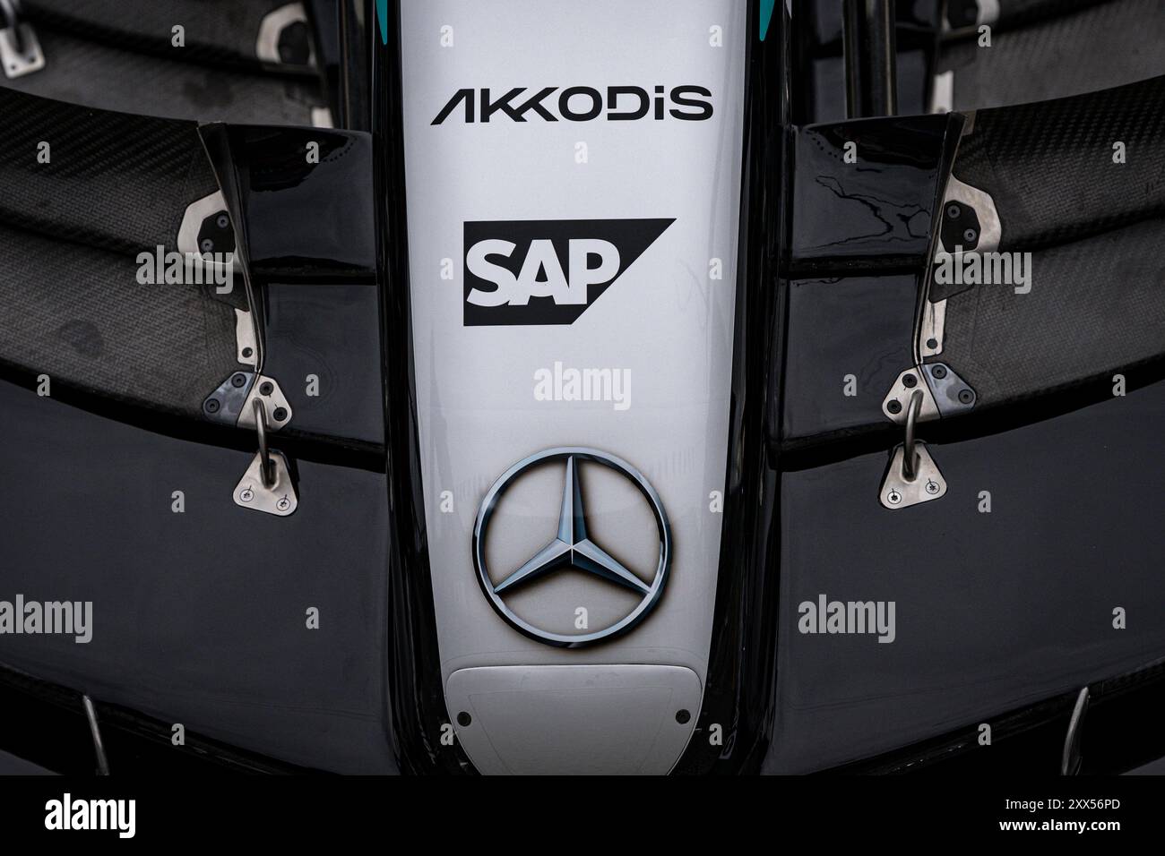 Mercedes f1 front wing 2024 hi-res stock photography and images - Alamy