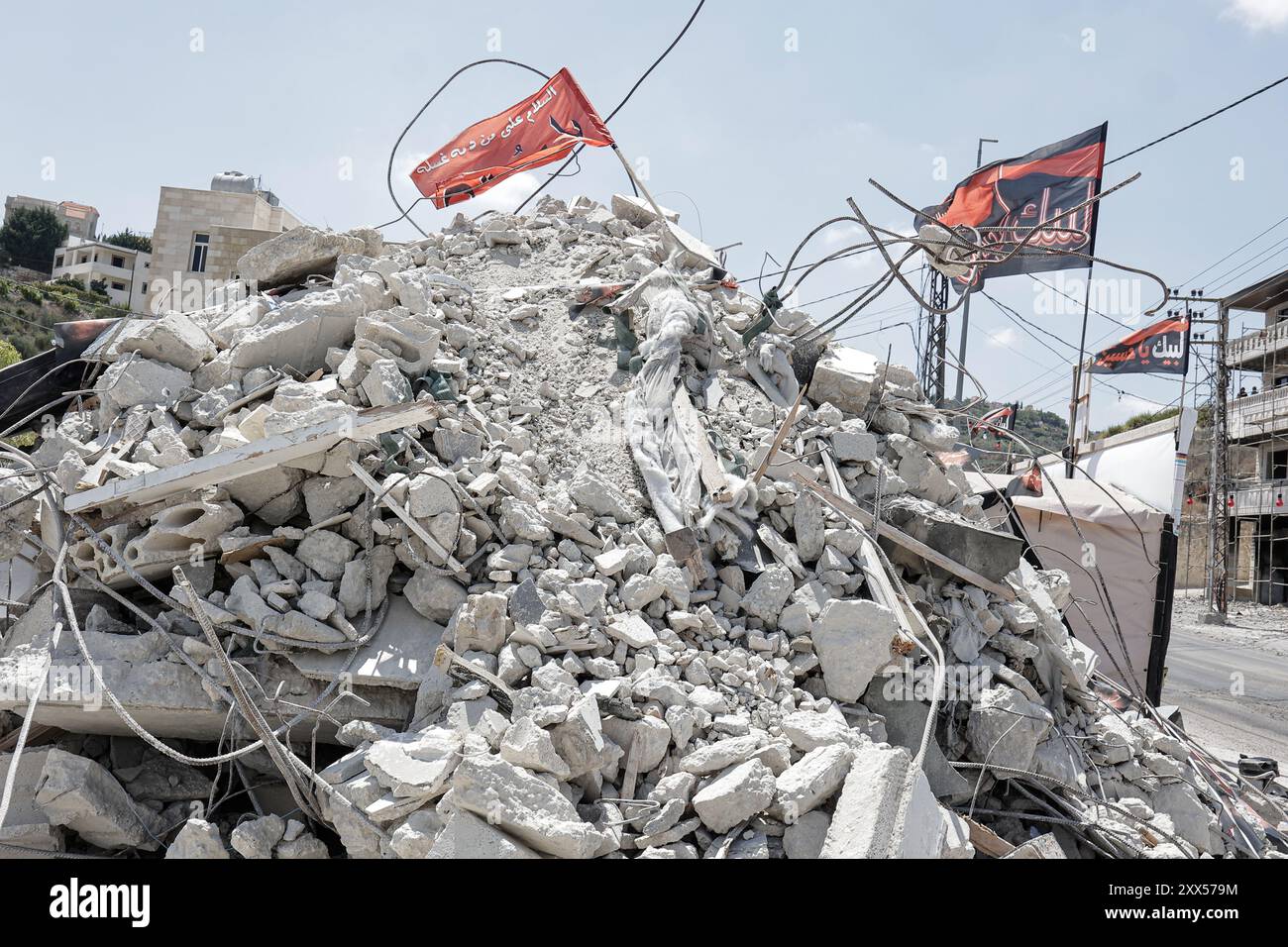 Hanaway, Lebanon. 21st Aug, 2024. General view of a destroyed building ...
