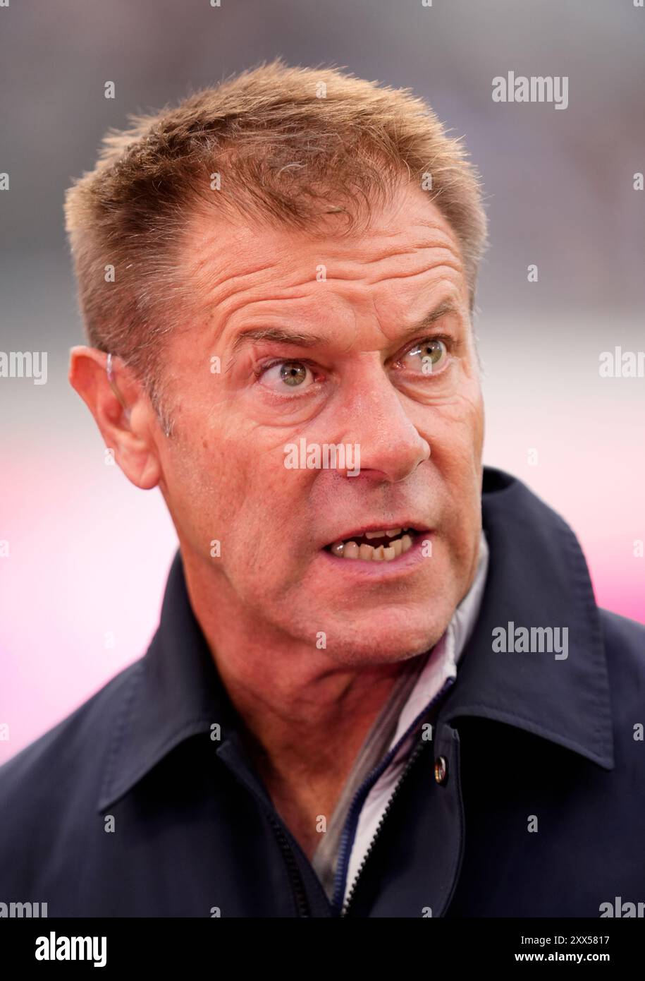 Sky sports presenter ian ward hi-res stock photography and images - Alamy