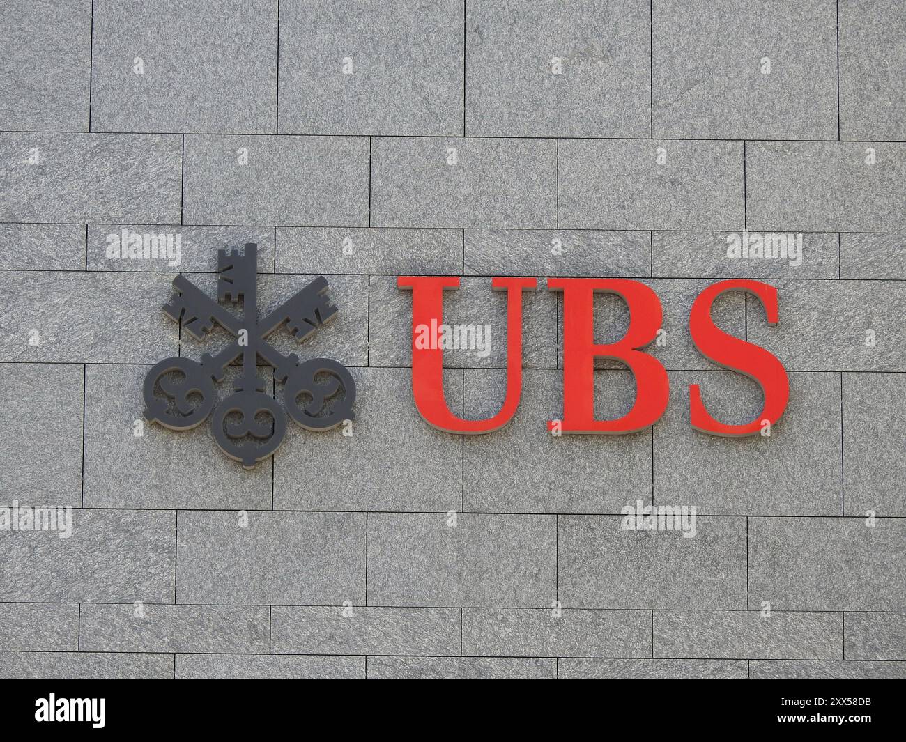 Anton Geisser 18.08.2024 Schweiz. Bild : Bank UBS Logo Schriftzug ...